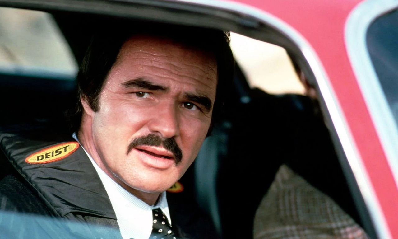 Hooper - Where to Watch and Stream Online – Entertainment.ie