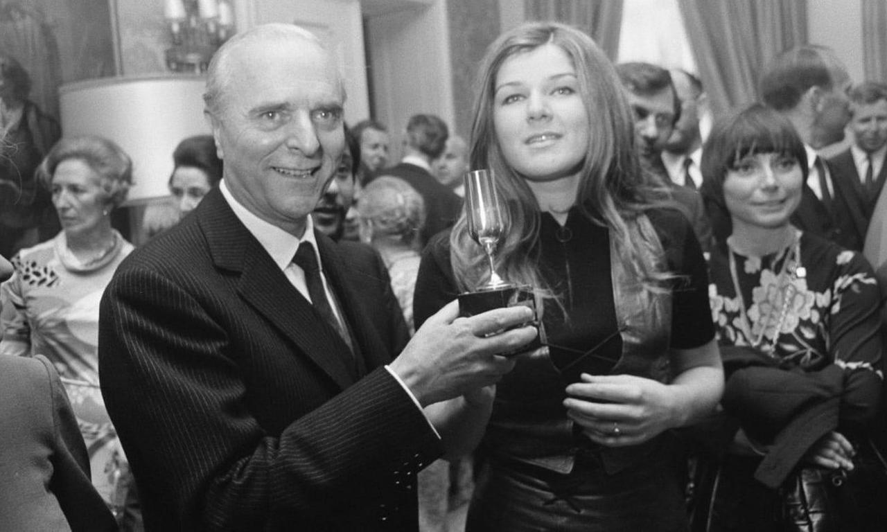 La encrucijada de Ángel Sanz Briz - Where to Watch and Stream Online ...