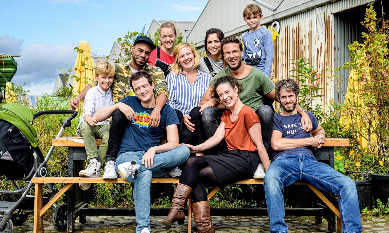 Dertigers - Where to Watch and Stream Online – Entertainment.ie