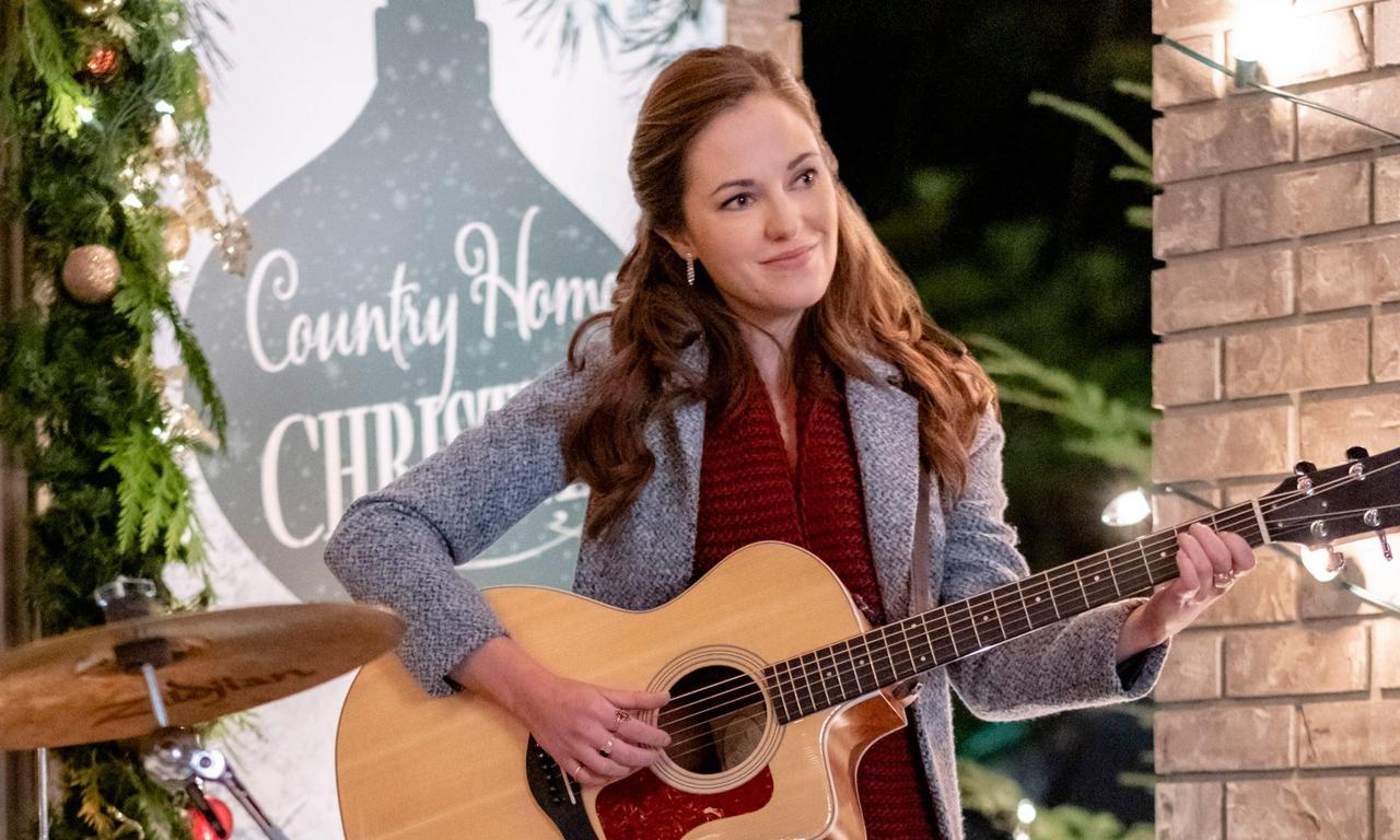 A Homecoming for the Holidays - Where to Watch and Stream Online ...