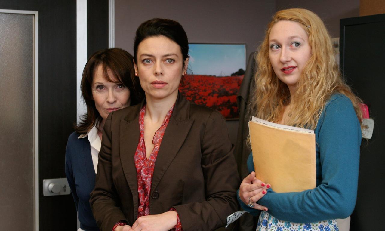 Park Benches - Where to Watch and Stream Online – Entertainment.ie