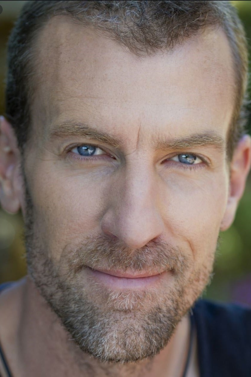 Marti Matulis - About - Entertainment.ie