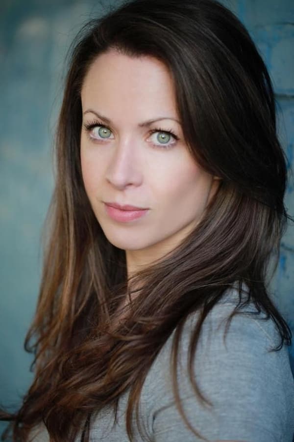 Laura Hopper - About - Entertainment.ie