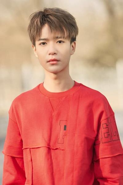 Yan Hao Yuan - About - Entertainment.ie