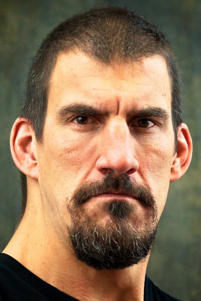 Robert Maillet - About - Entertainment.ie