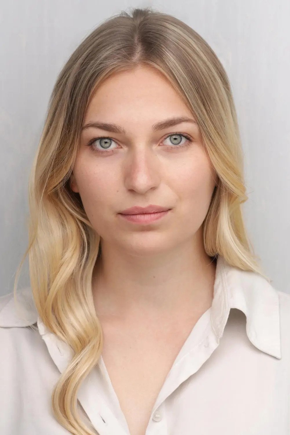 Moah Madsen - About - Entertainment.ie