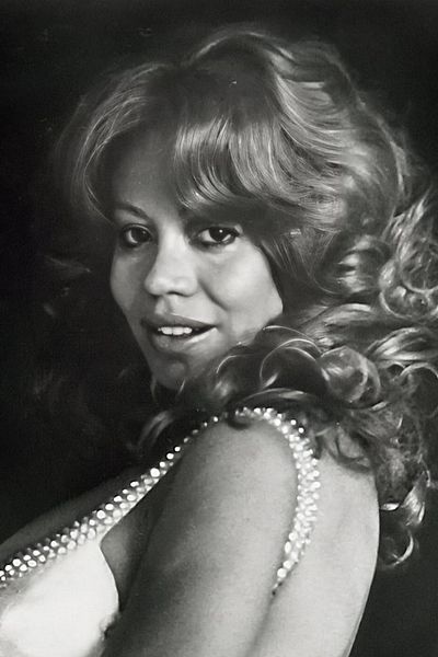 Kitten Natividad - About - Entertainment.ie