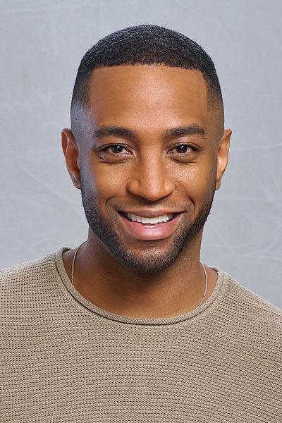 Brooks Darnell - About - Entertainment.ie