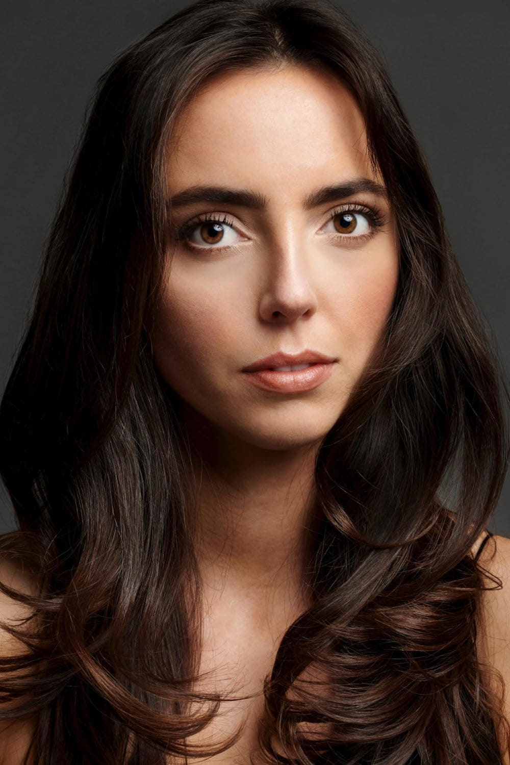 Lindsay Foster - About - Entertainment.ie