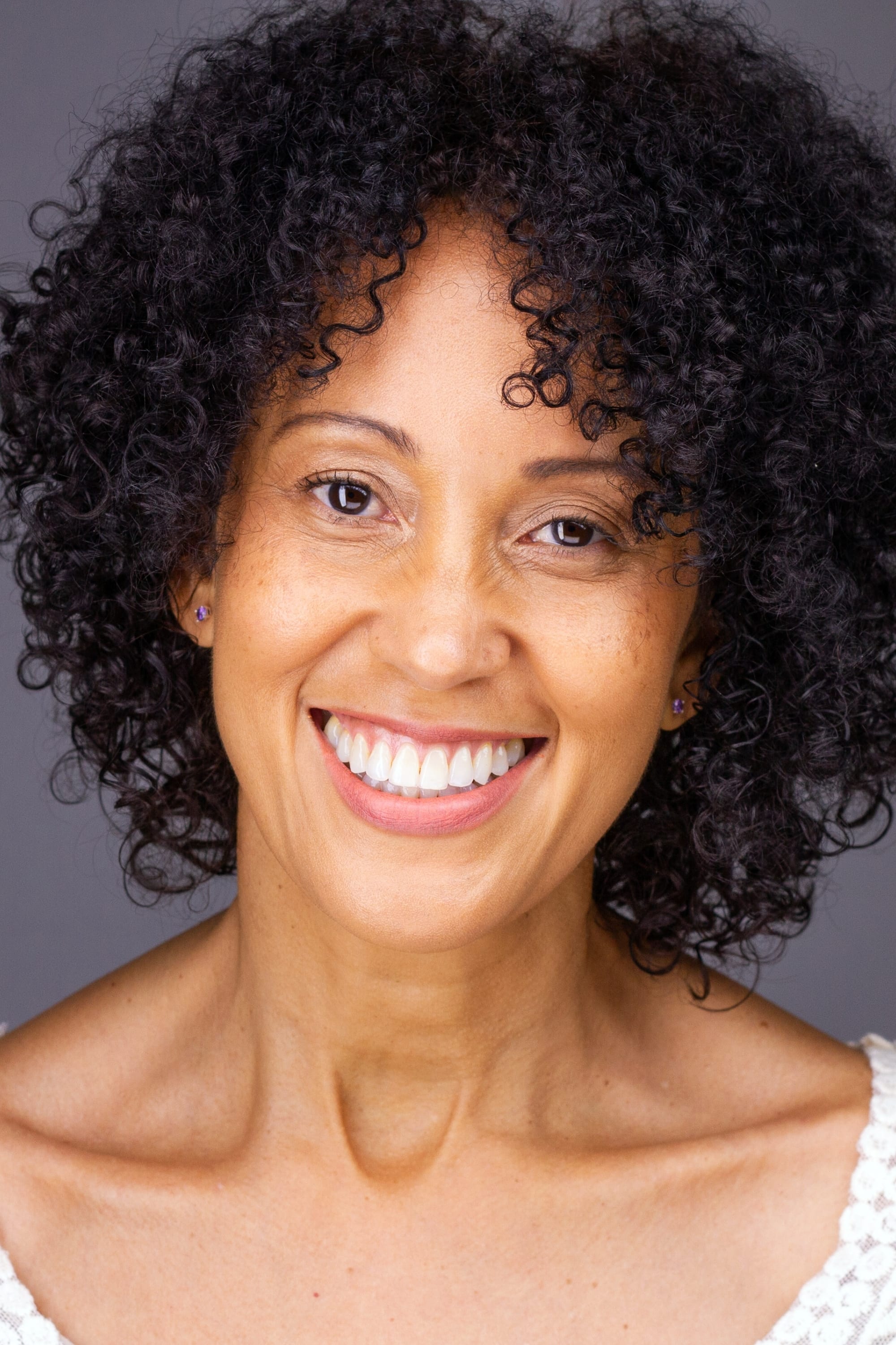 Joanna Theobalds - About - Entertainment.ie