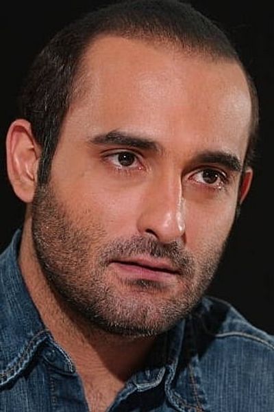 Akshaye Khanna - About - Entertainment.ie