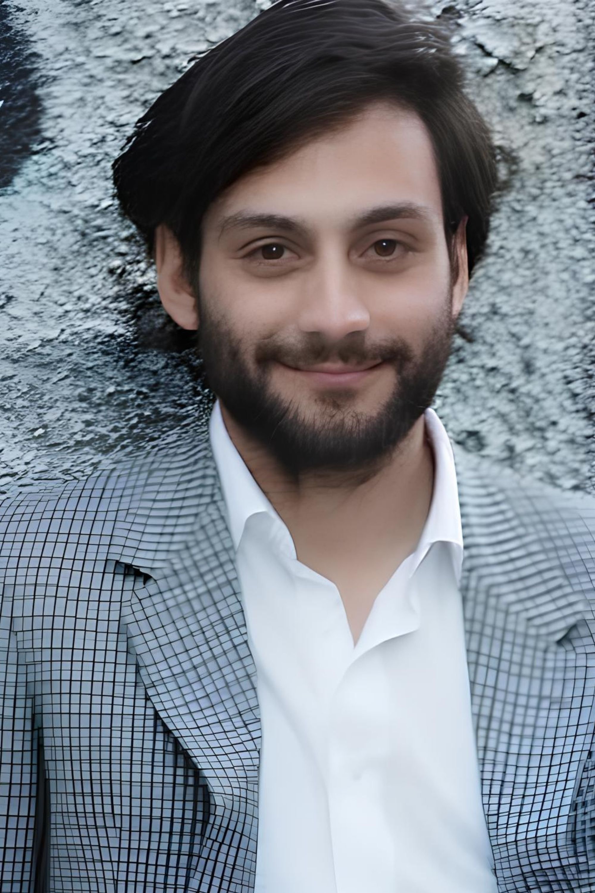 Valentino Mannias - About - Entertainment.ie