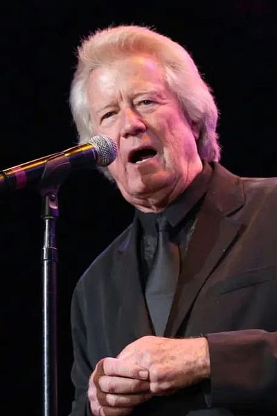 Dean Torrence - About - Entertainment.ie