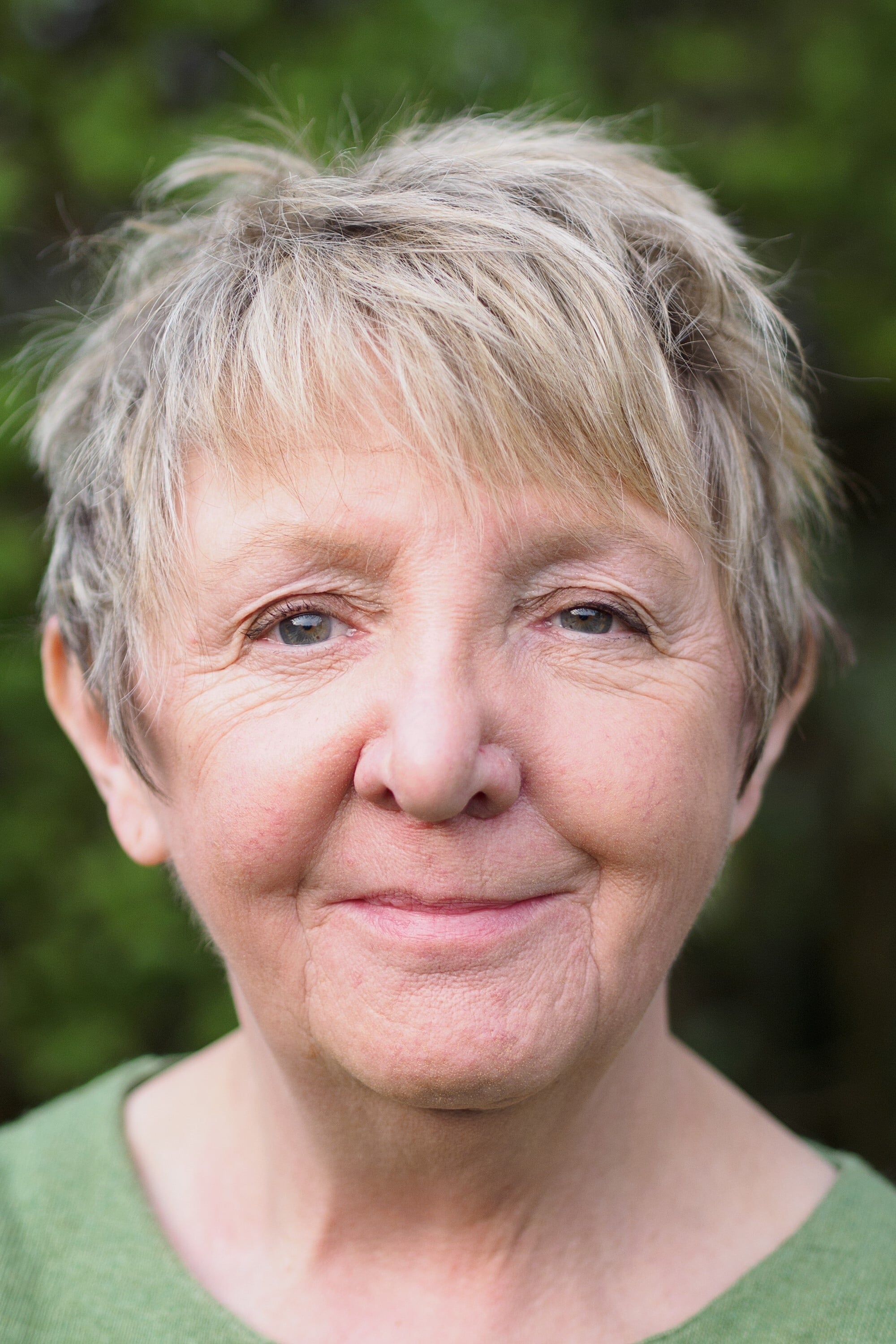 Myra McFadyen - About - Entertainment.ie