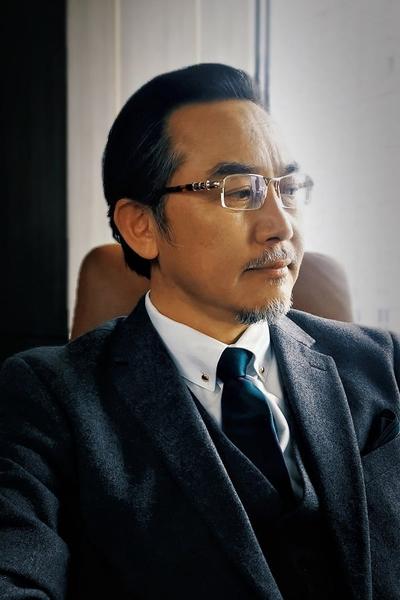 Lan Cheng - About - Entertainment.ie