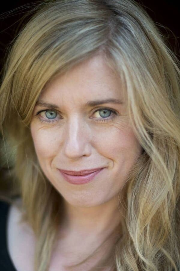 Lesley Conroy - About - Entertainment.ie