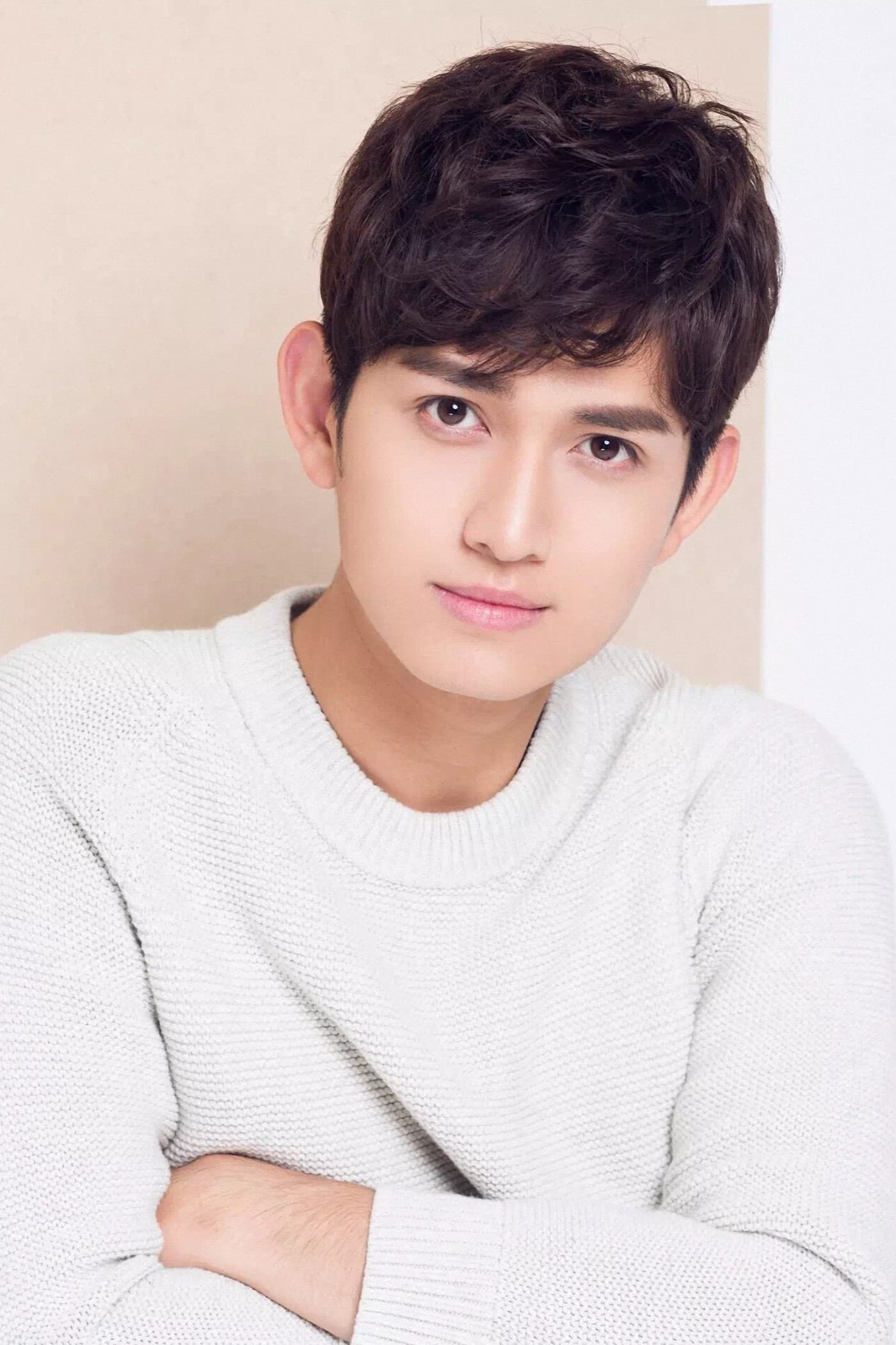 Ma Ke - About - Entertainment.ie