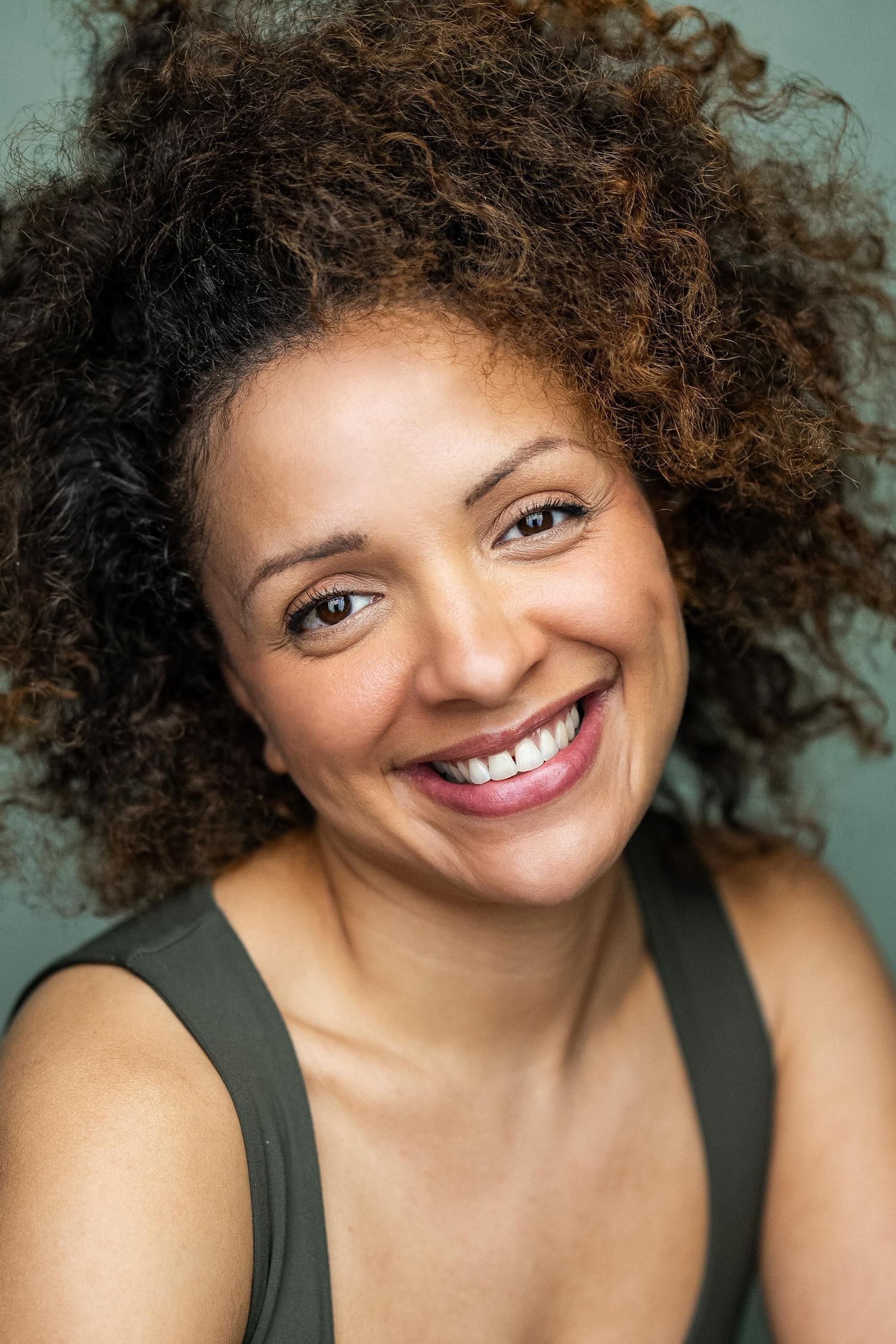 Jamila Wingett - About - Entertainment.ie