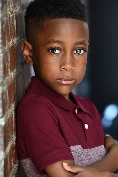 Mason Burrell - About - Entertainment.ie