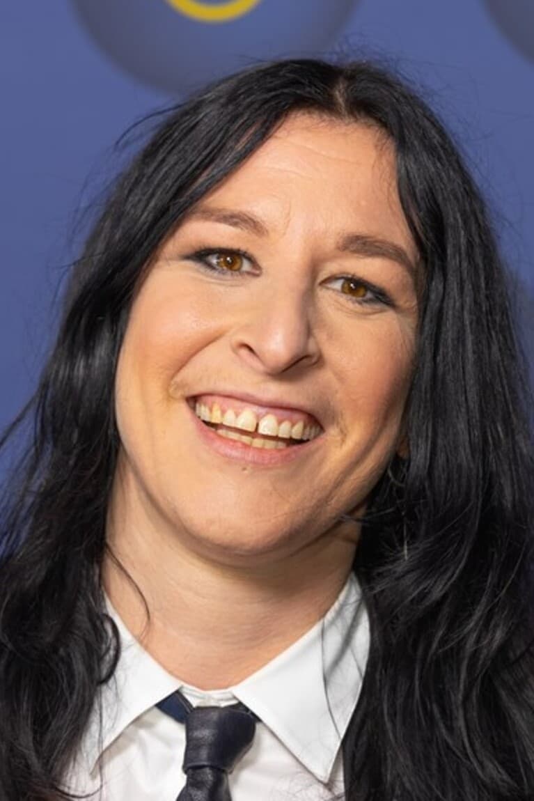 Raven van Dorst - About - Entertainment.ie