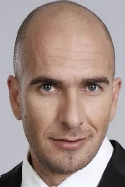 Assi Cohen - About - Entertainment.ie