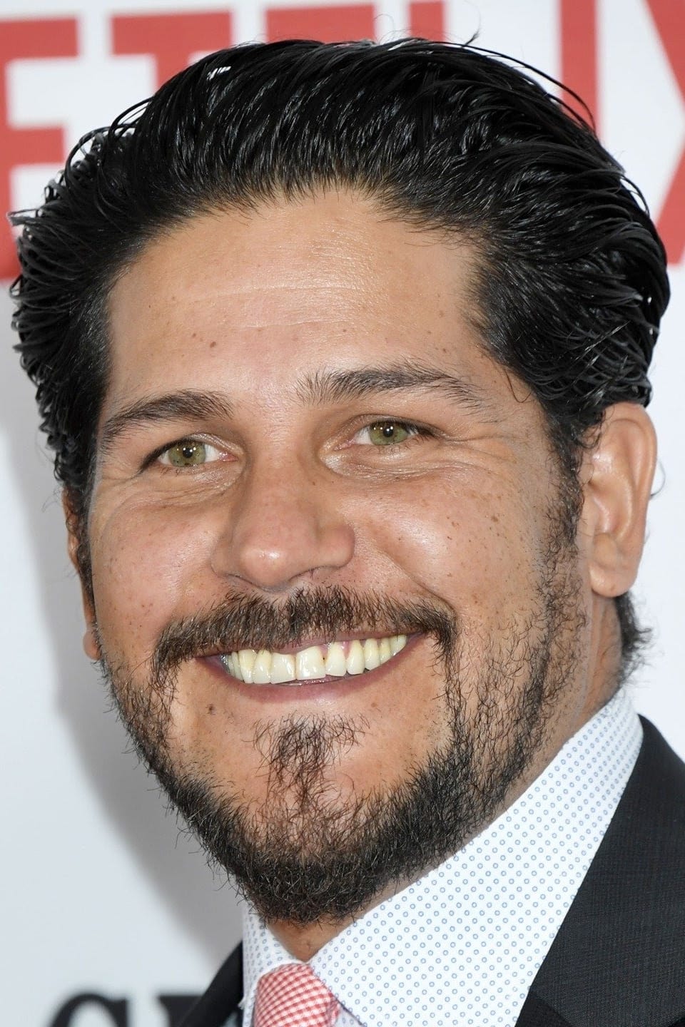 Roberto Cano - About - Entertainment.ie