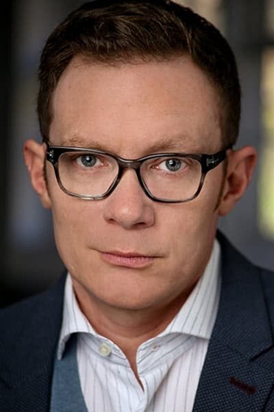 Timothy Batten - About - Entertainment.ie