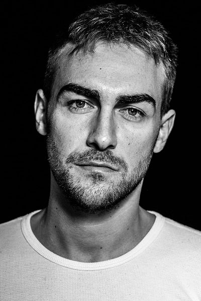 Tom Austen - About - Entertainment.ie