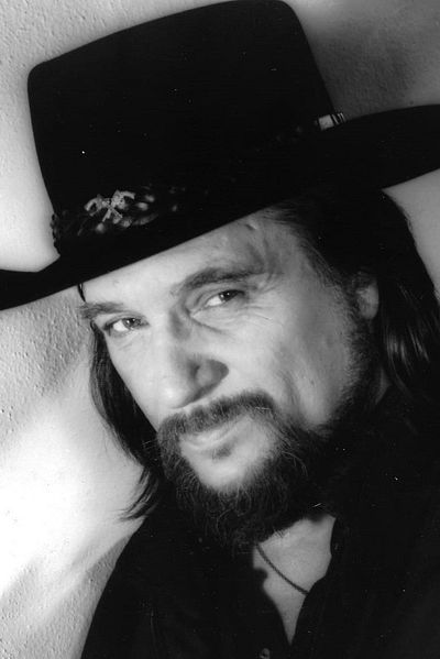 Waylon Jennings - About - Entertainment.ie