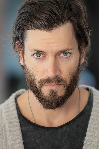 Damon Lipari - About - Entertainment.ie