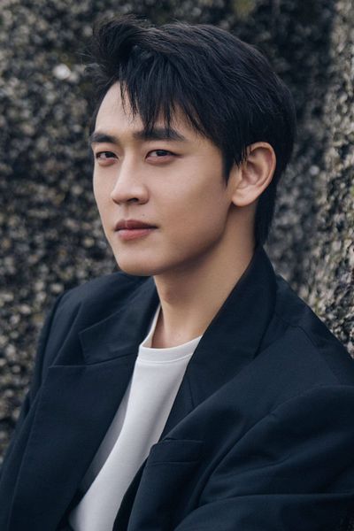 Wang Tianchen - About - Entertainment.ie