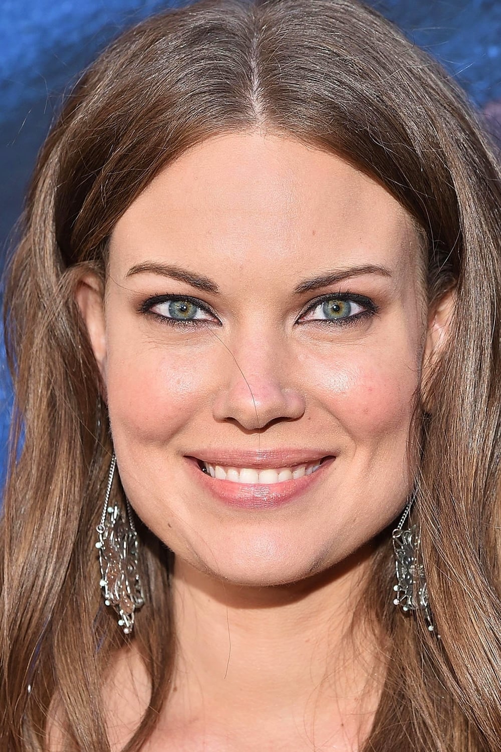 Anna Van Hooft - About - Entertainment.ie