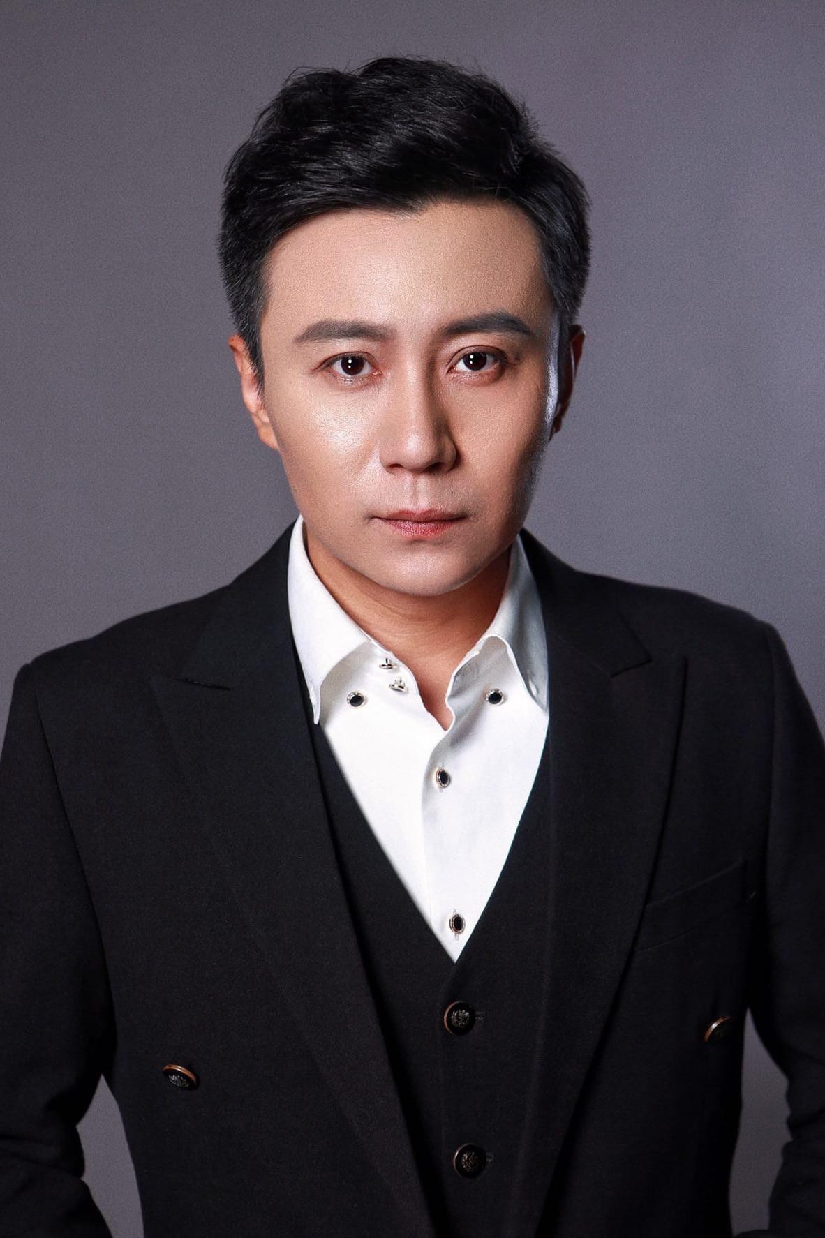 Dai Yi - About - Entertainment.ie