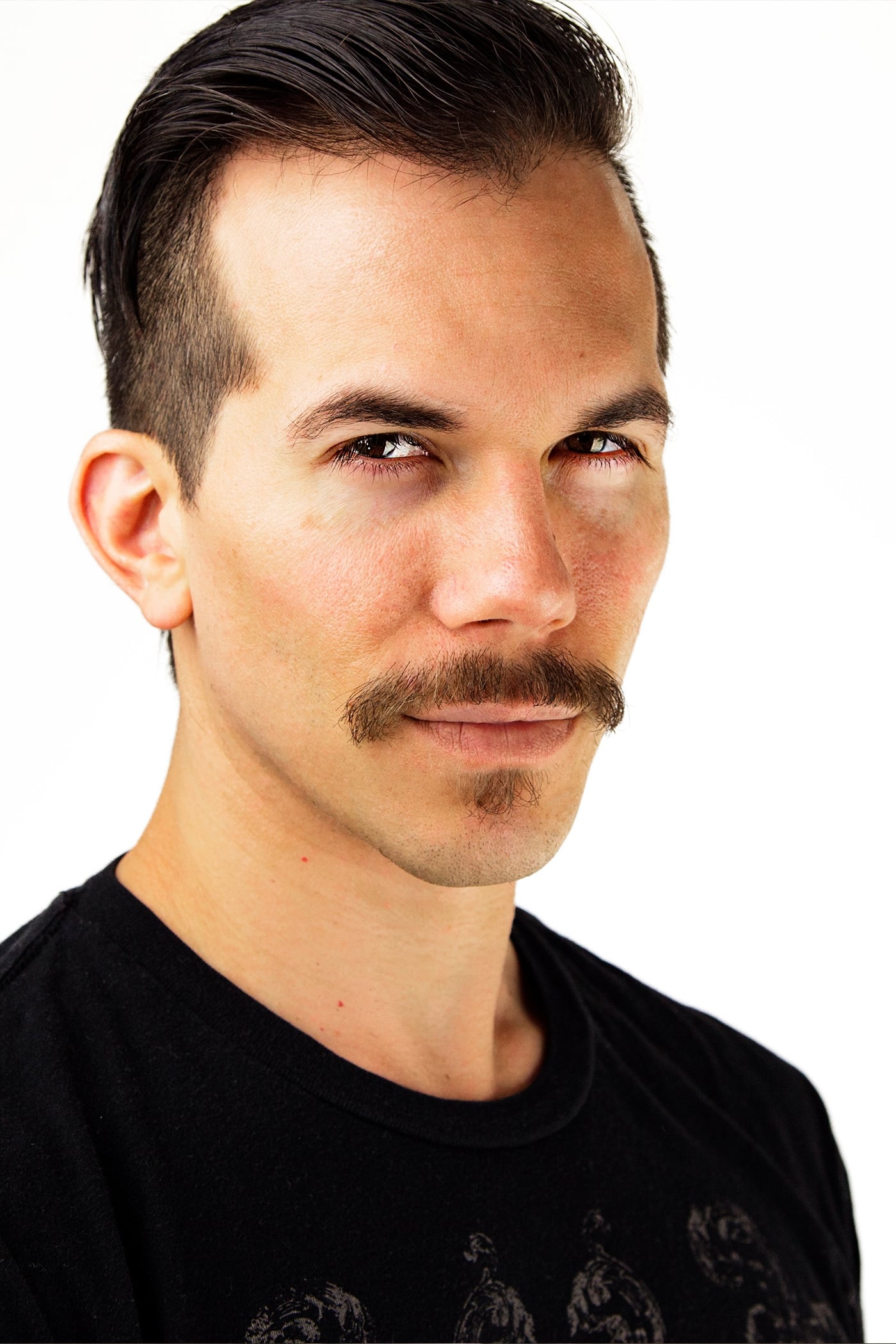 Jesse Janzen - About - Entertainment.ie
