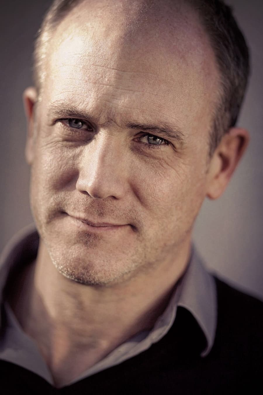 Lucas Hare - About - Entertainment.ie