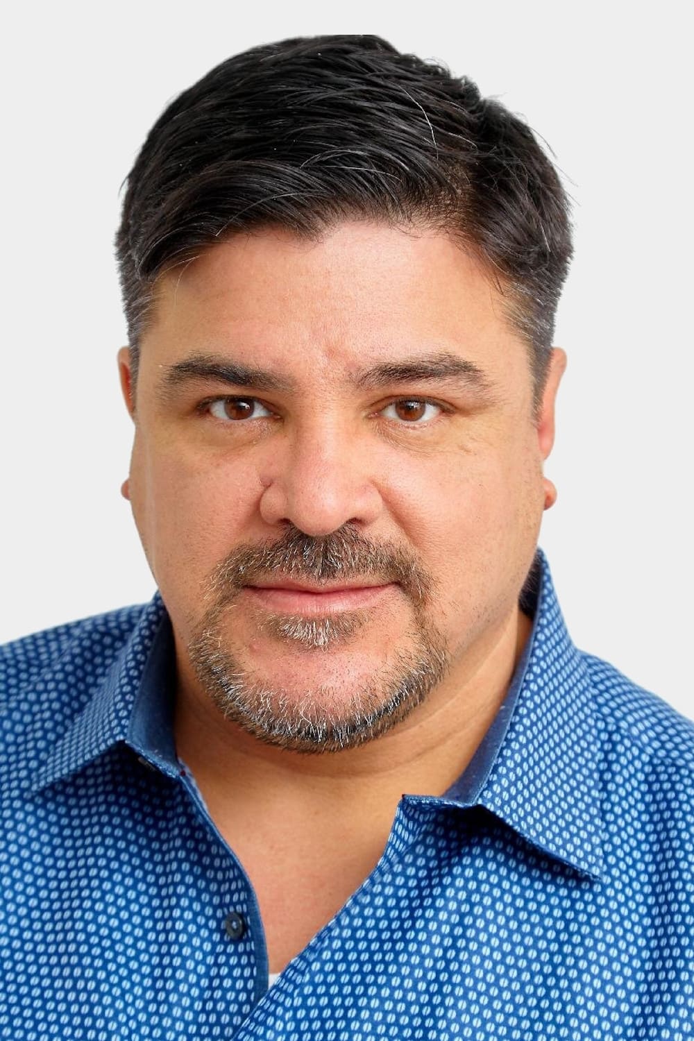 Dan Ponce - About - Entertainment.ie