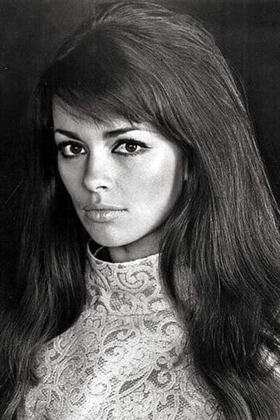 Astrid Heeren - About - Entertainment.ie