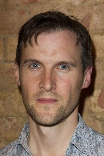 Jonah Russell - About - Entertainment.ie