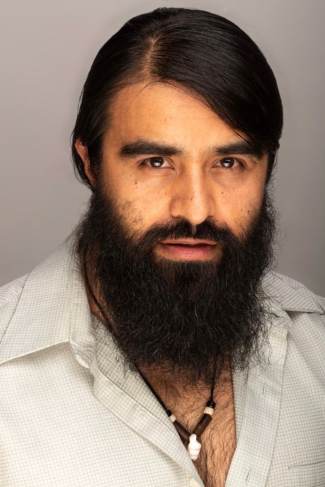 Efrain Villa - About - Entertainment.ie