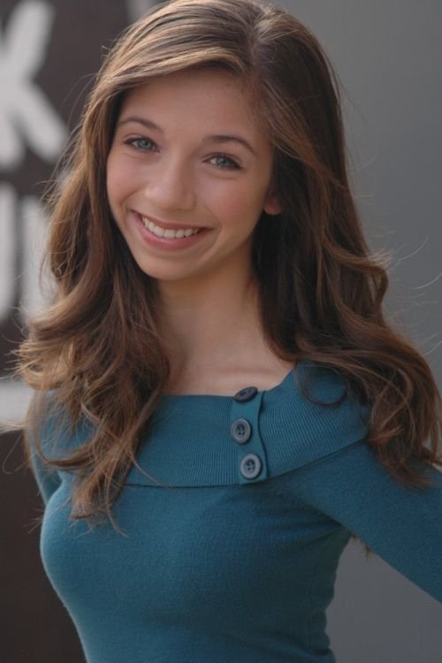 Molly Chiffer - About - Entertainment.ie