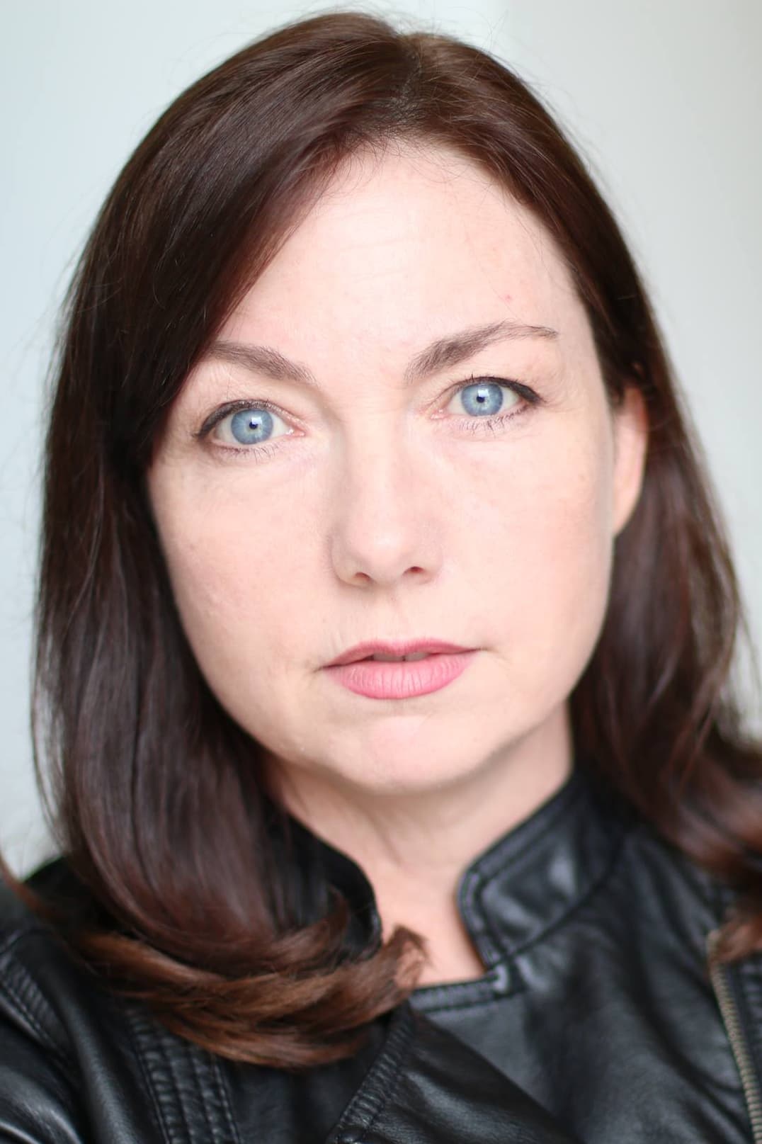 Lisa Mackel Smith - About - Entertainment.ie