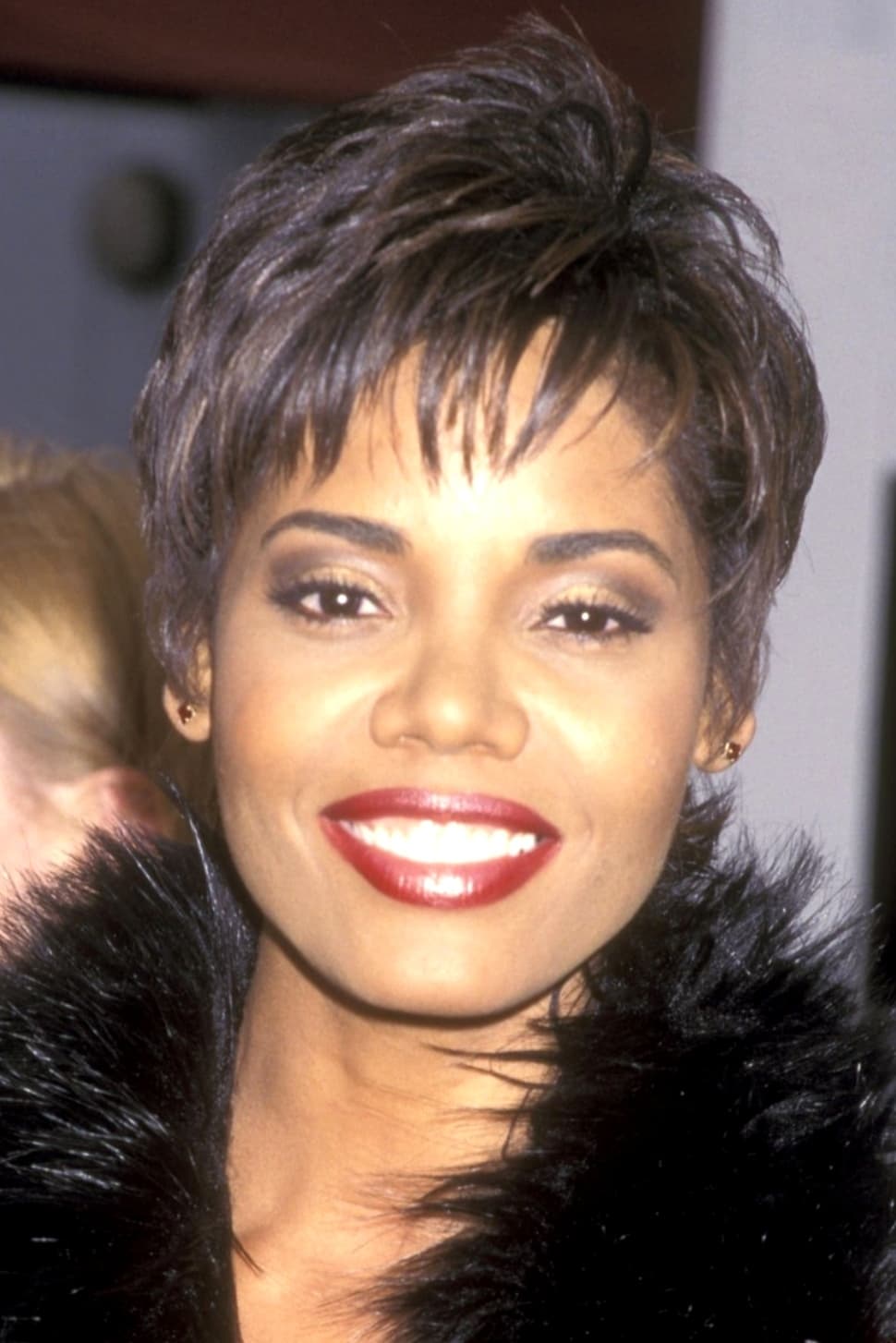 Lisa Canning - About - Entertainment.ie