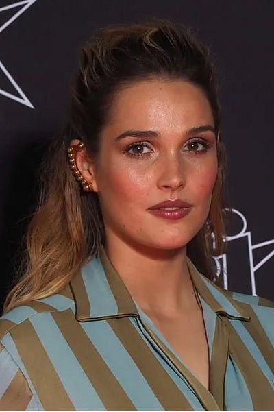 Camille Lou - About - Entertainment.ie