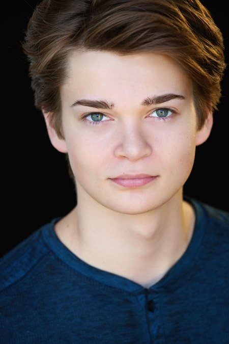 Elijah Stevenson - About - Entertainment.ie