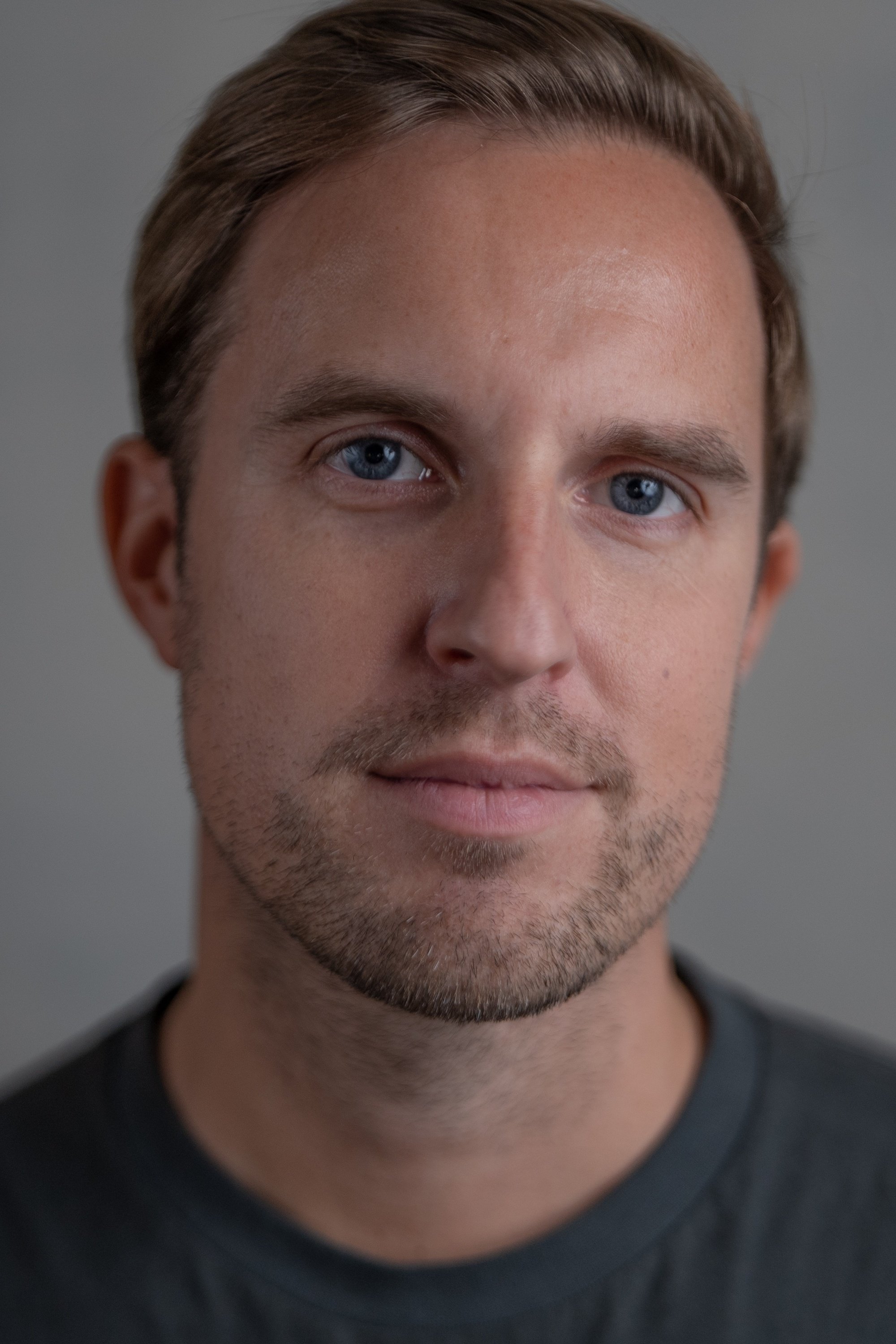 Liam Lundin - About - Entertainment.ie
