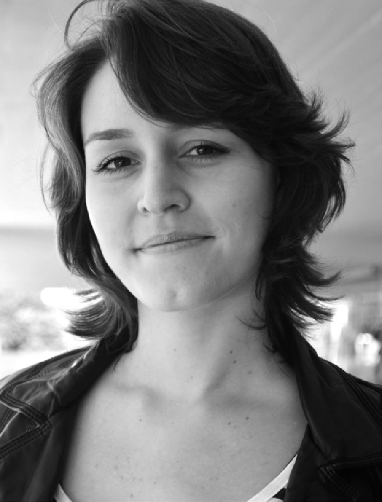 Daniela Medeiros - About - Entertainment.ie