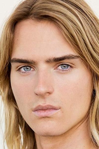 Luke Eisner - About - Entertainment.ie