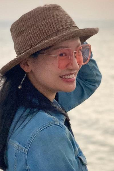 Yan Xi - About - Entertainment.ie