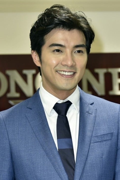 Mike He - About - Entertainment.ie