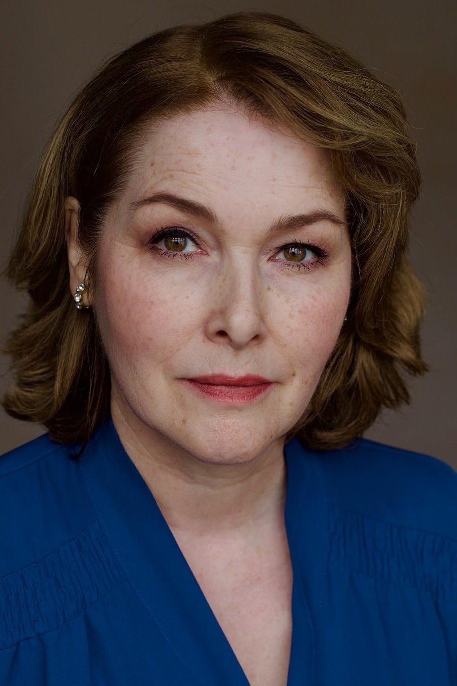 Sarah Lockett - About - Entertainment.ie